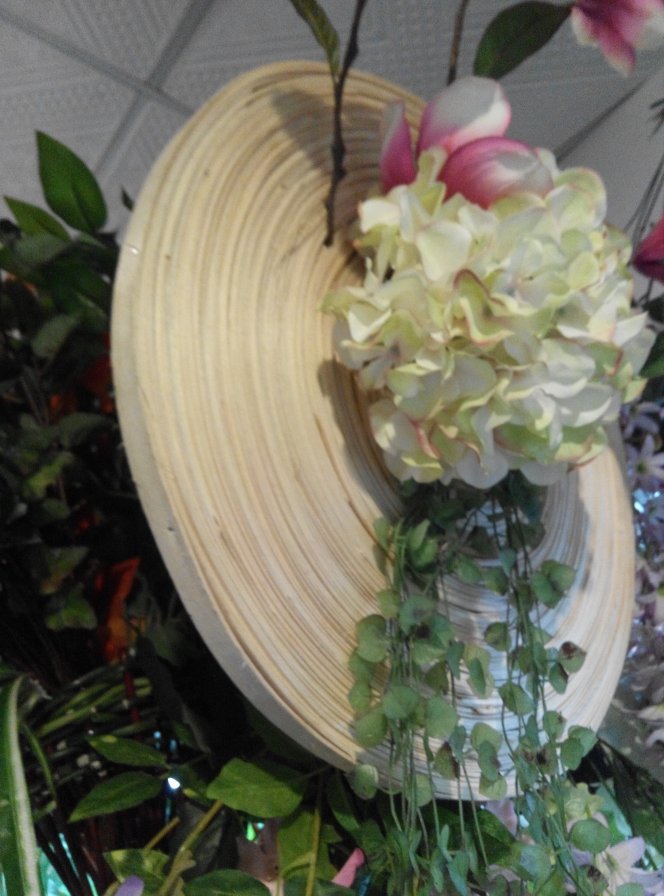 Guangzhou Wanling Square-The Simulation Flowers Market | Synotrip